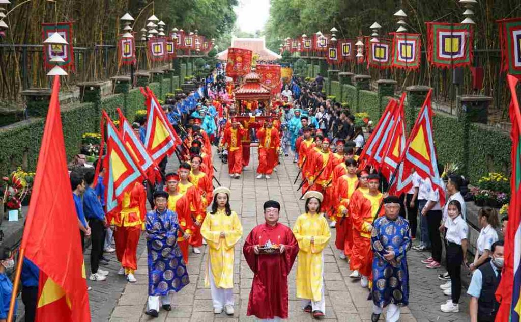 Lễ hội Đền Hùng có những hoạt động và ý nghĩa như thế nào?